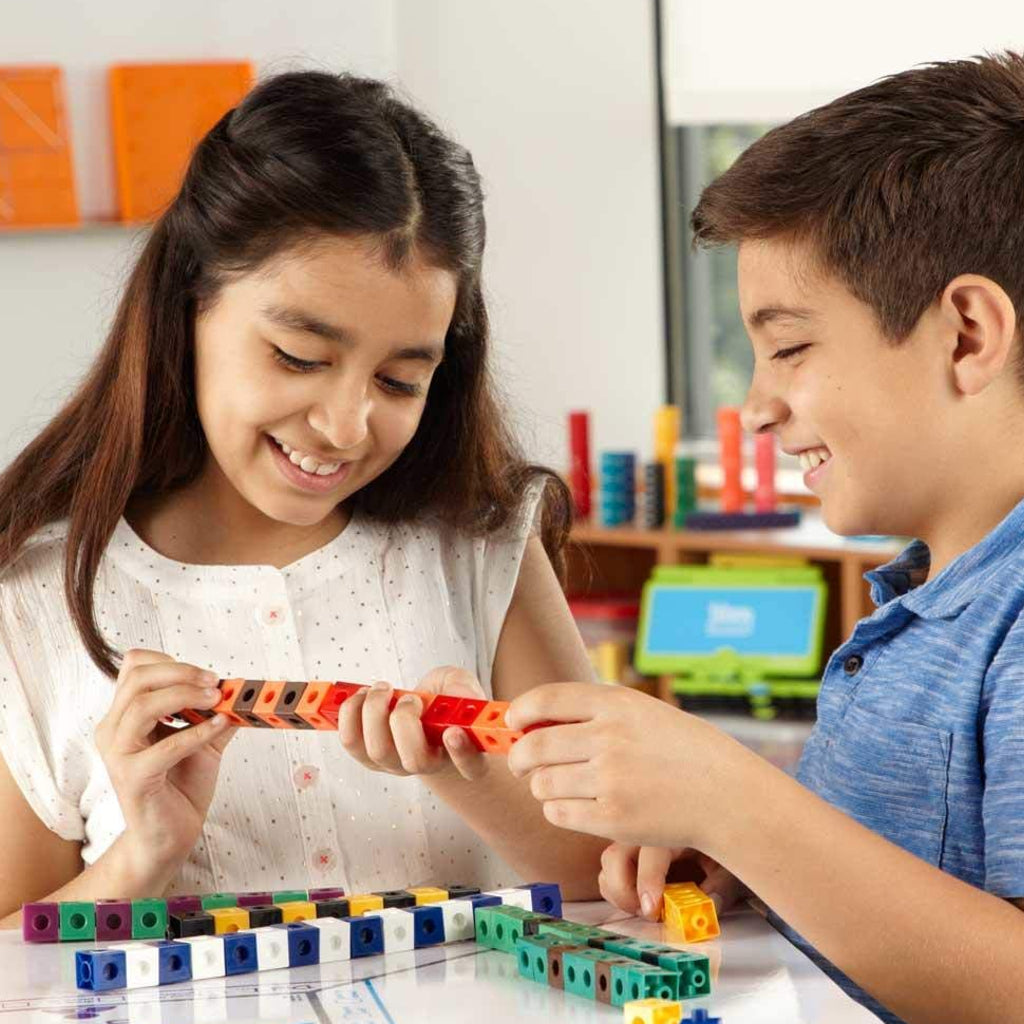 Svestrane kockice – INC